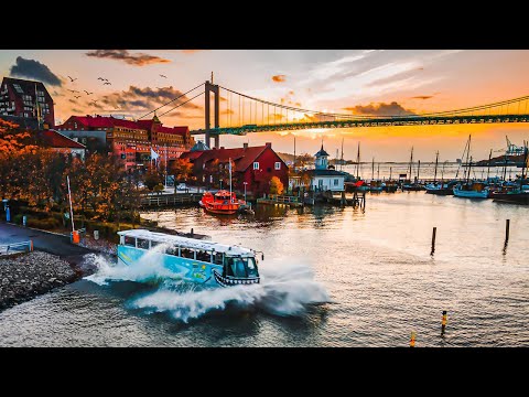 Gothenburg’s Oceanbus “Shark Bus” Tour – Amphibious Ride Through City Landmarks & Harbour
