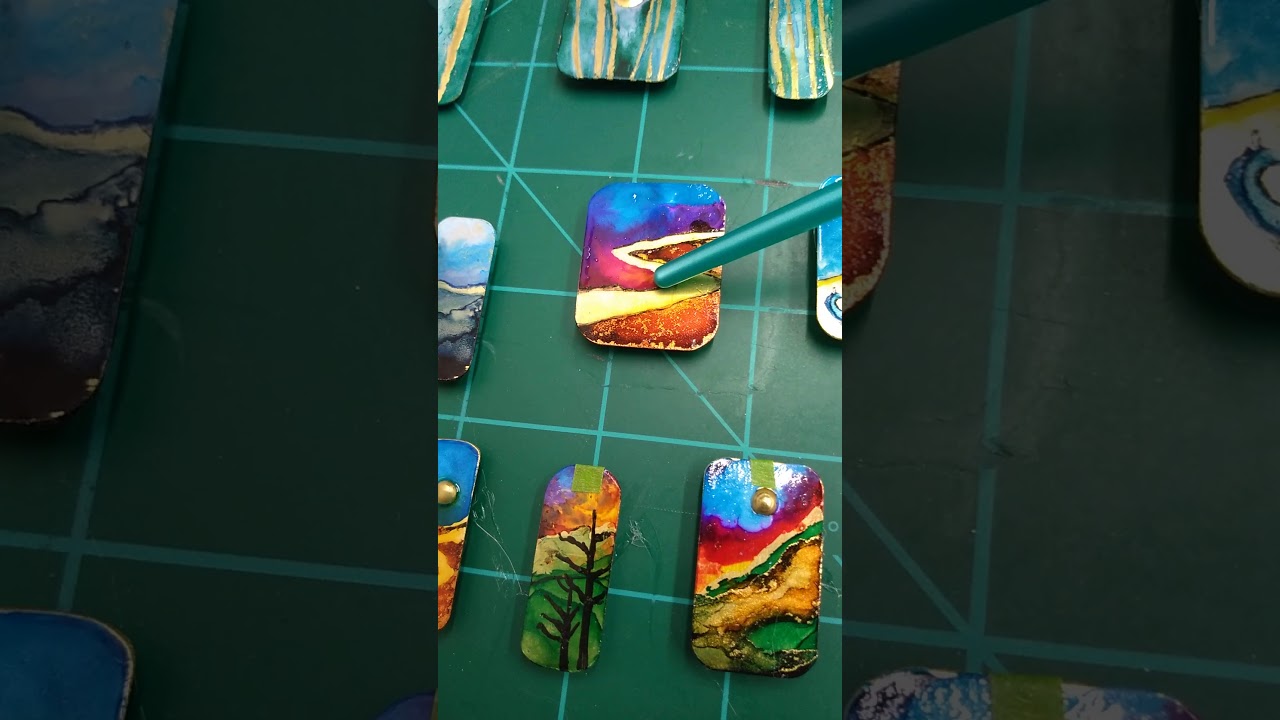 Painting Alcohol Ink on metal Jewelry (vid #6) - YouTube