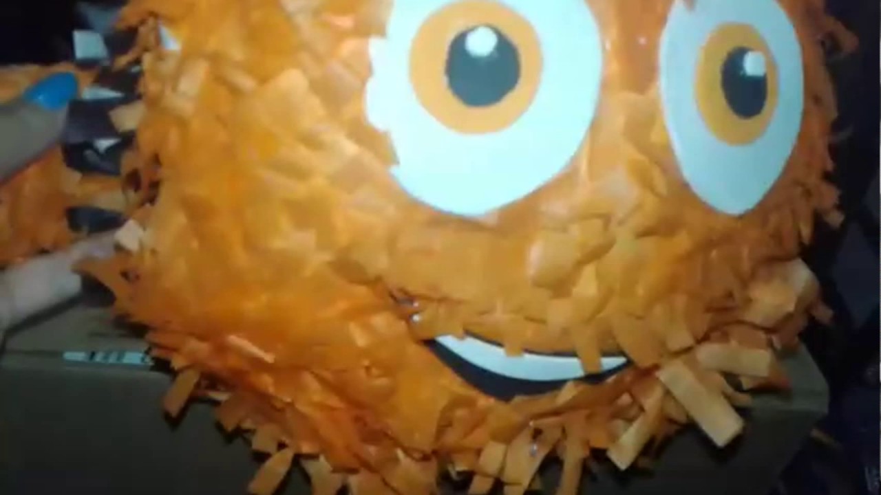 FINDING NEMO PINATA - YouTube