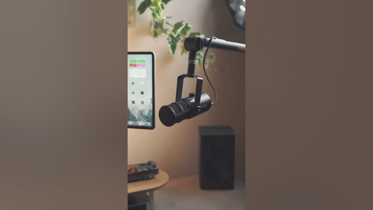 Simplify and Streamline: Minimalist Programming Desk Setup Tips 🛠️🖥️ ...