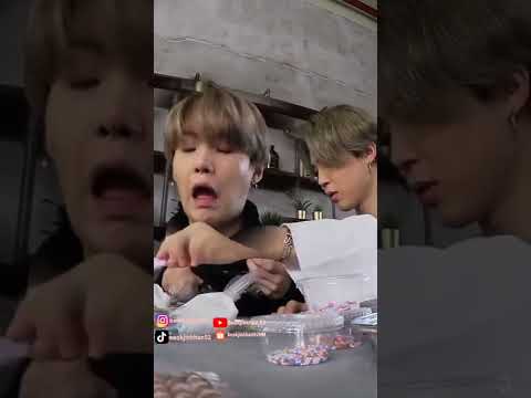 ketika Suga,RM dan Jimin memasak dan membuat kue #rm #suga #jimin #bts