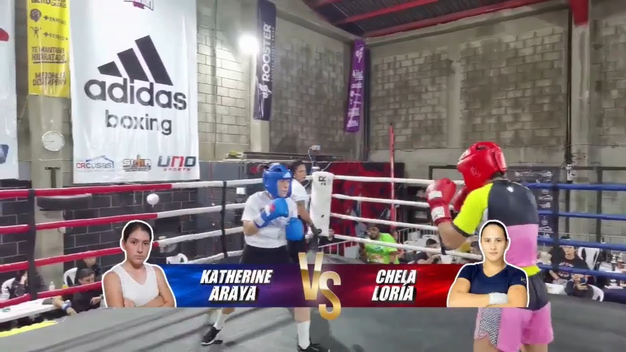 Katherine Araya VS Chela Loría - YouTube