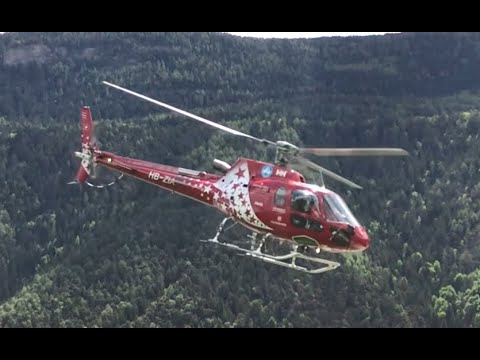 (Teil 3) Helikopter der Air Zermatt am Heliport Raron (Wallis, CH) am ...