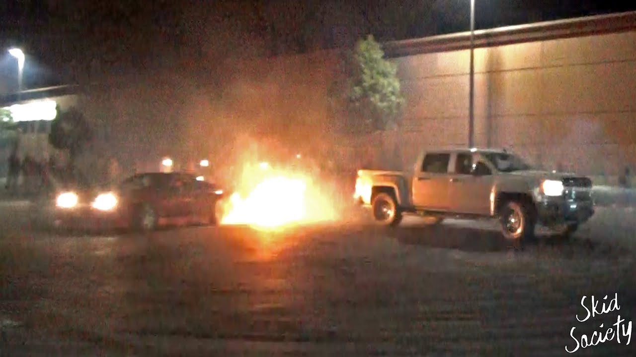 Cars doing Donuts GONE CRAZY! Sideshow Car Meets - YouTube