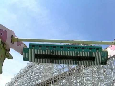 Shake Rattle and Roll ride at Elitch Gardens Amusement Park Slow Motion ...