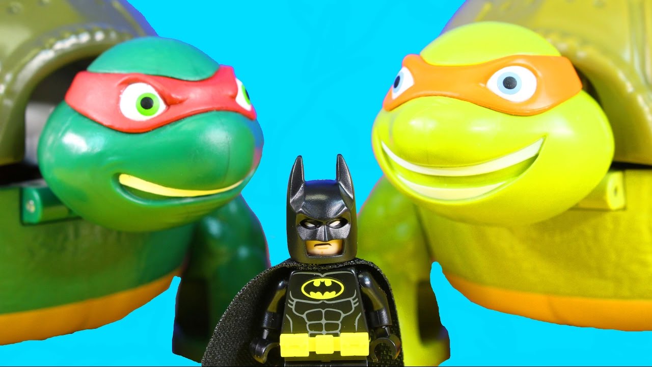 Mini Batman & Robin Visit Teenage Mutant Ninja Turtles Village - YouTube