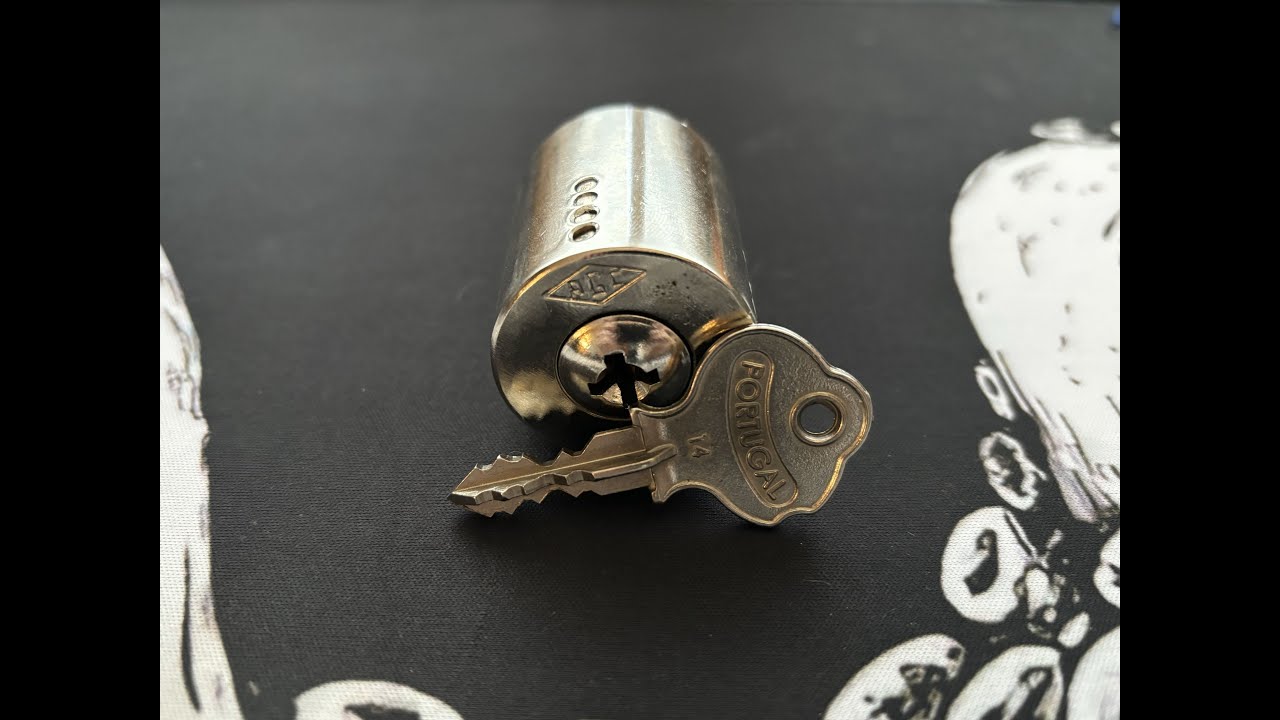 AGC Lock, picked - YouTube