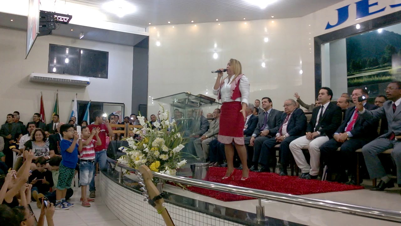 Shirley Carvalhaes (Ao Vivo) canta Ele Veio - YouTube