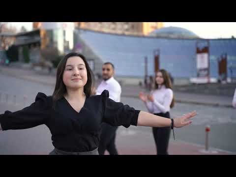 Azerbaijan National Dance Amazing Flashmob (NEW)