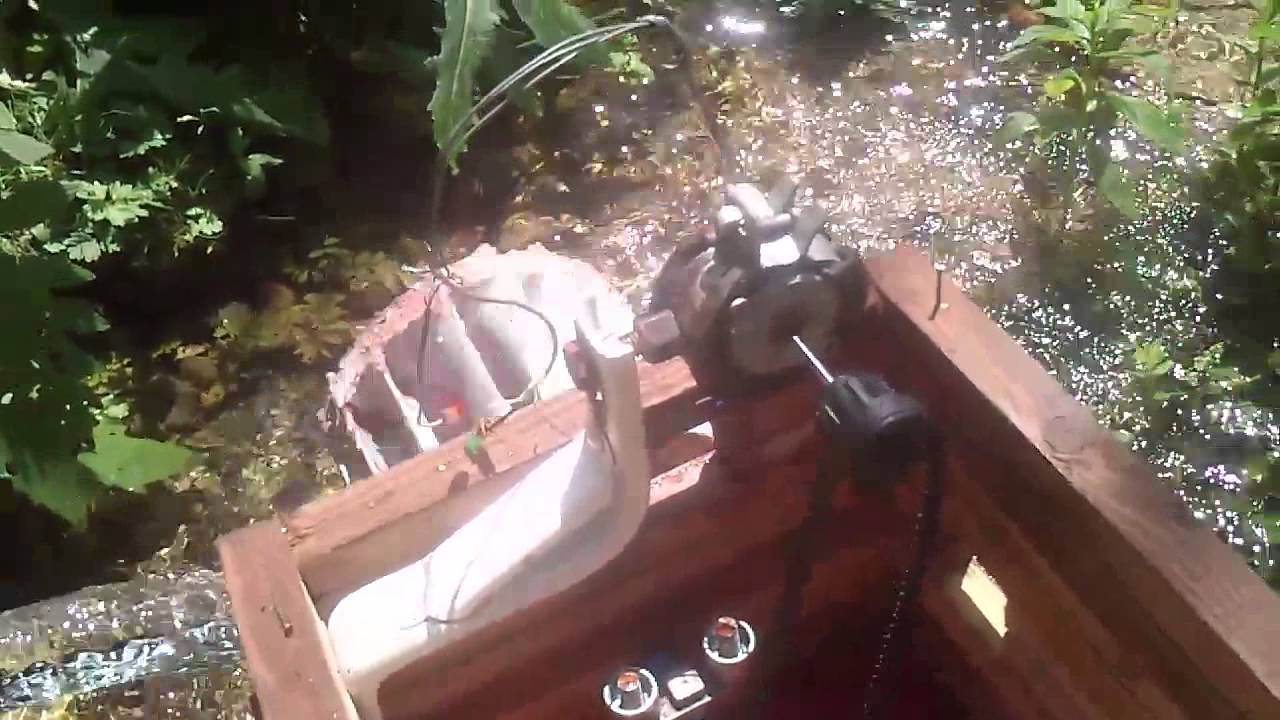 Malý model vodného mlyna ( mini watermill ) - YouTube