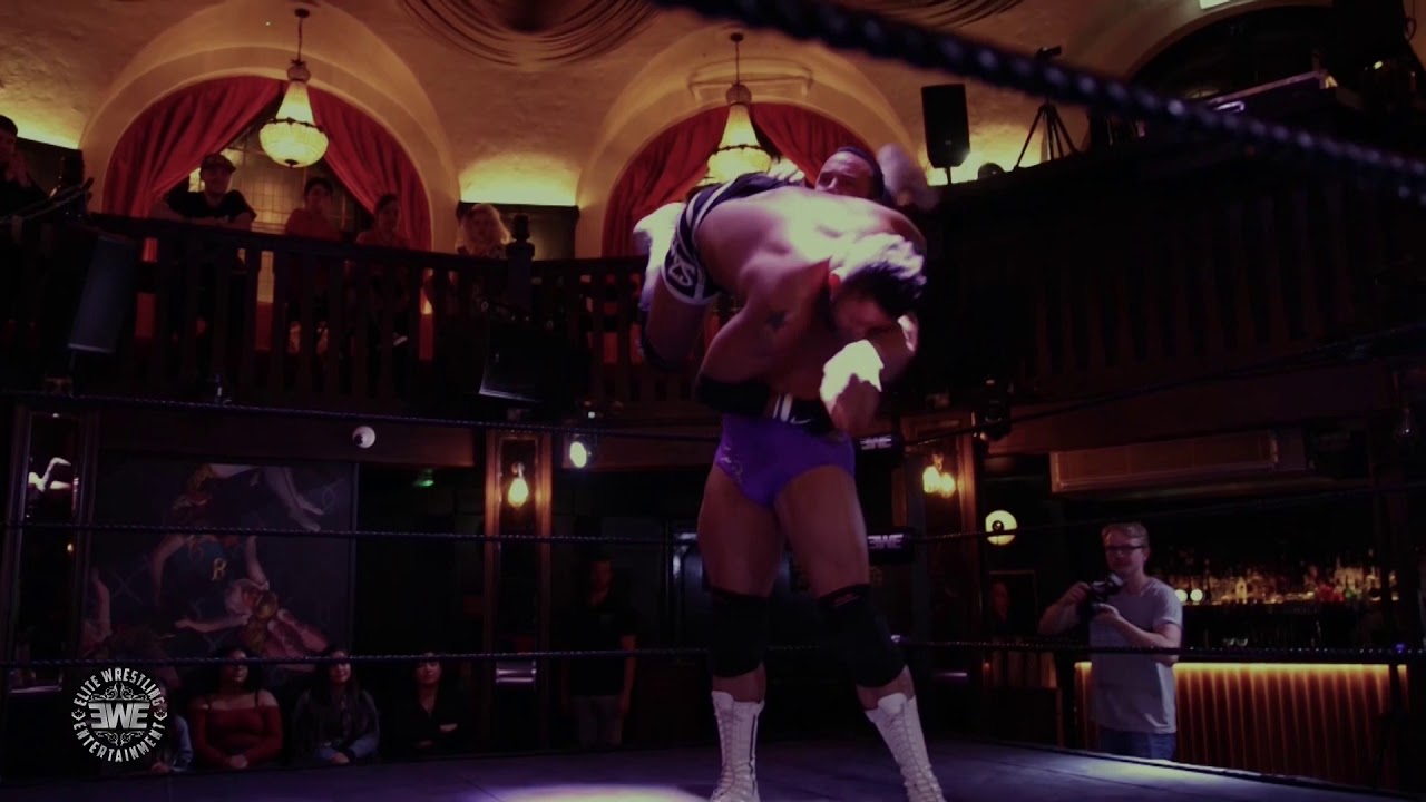 Match 4 Iestyn Rees Vs Roy Johnson - YouTube