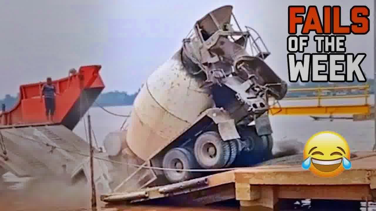 Total Idiots at Work! Funny Job Fails 😂 - YouTube