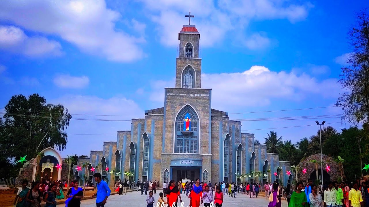 SACRED HEART Cathedral Church , BH Rd, Tank Mohalla, Shivamogga ...