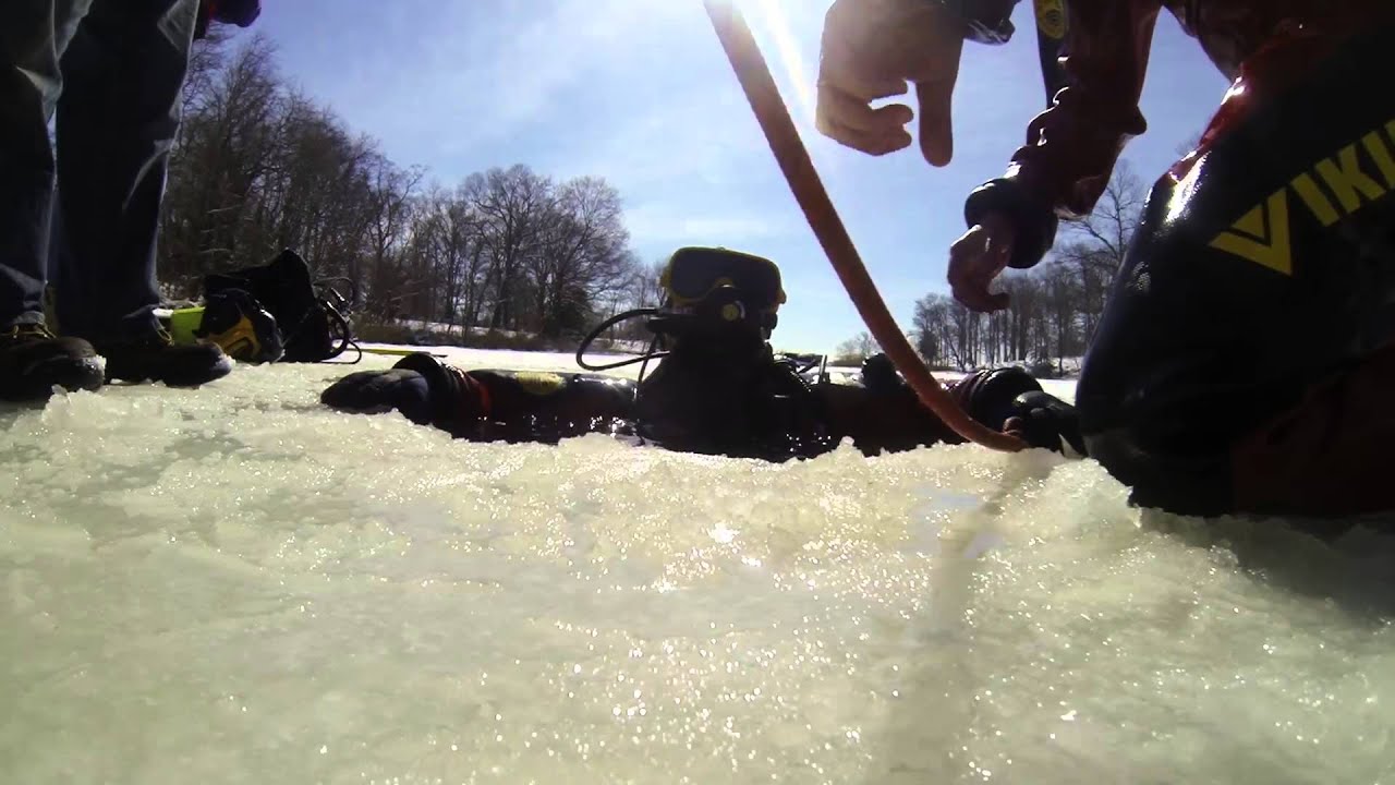 Dive Team 52 Ice Dive Training - YouTube