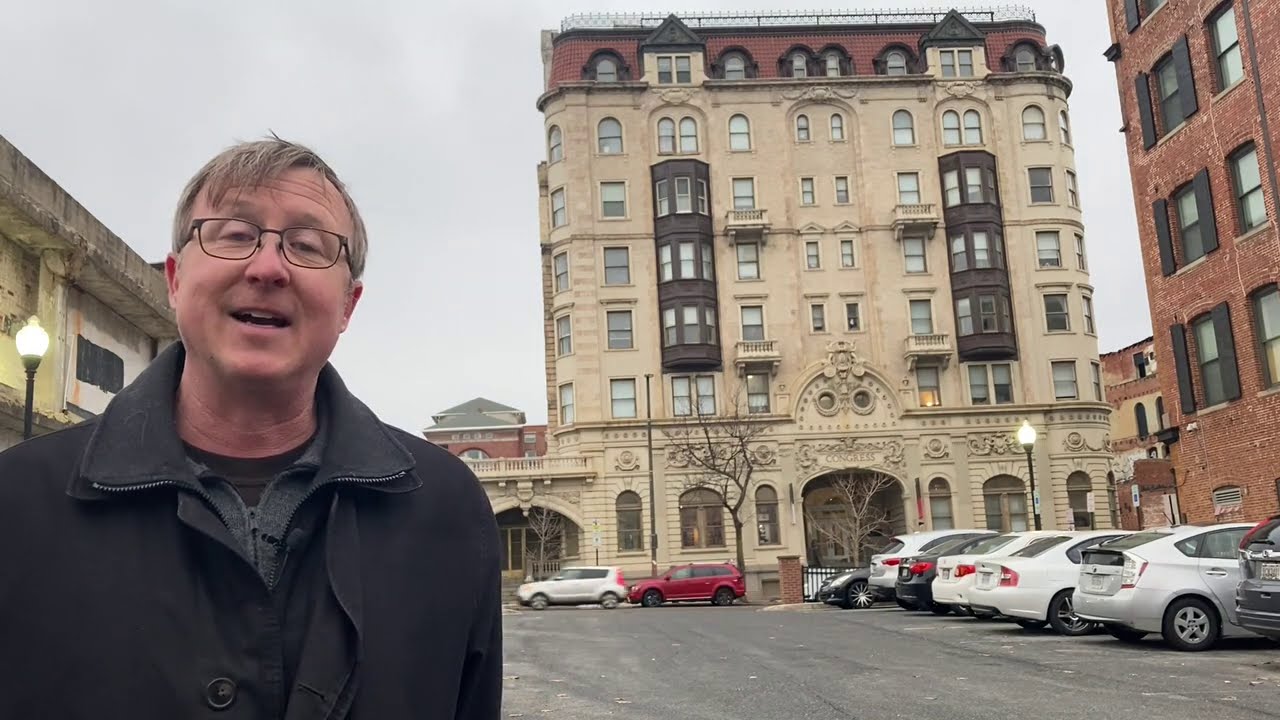 Five Minute Histories: The Marble Bar at the Congress Hotel - YouTube