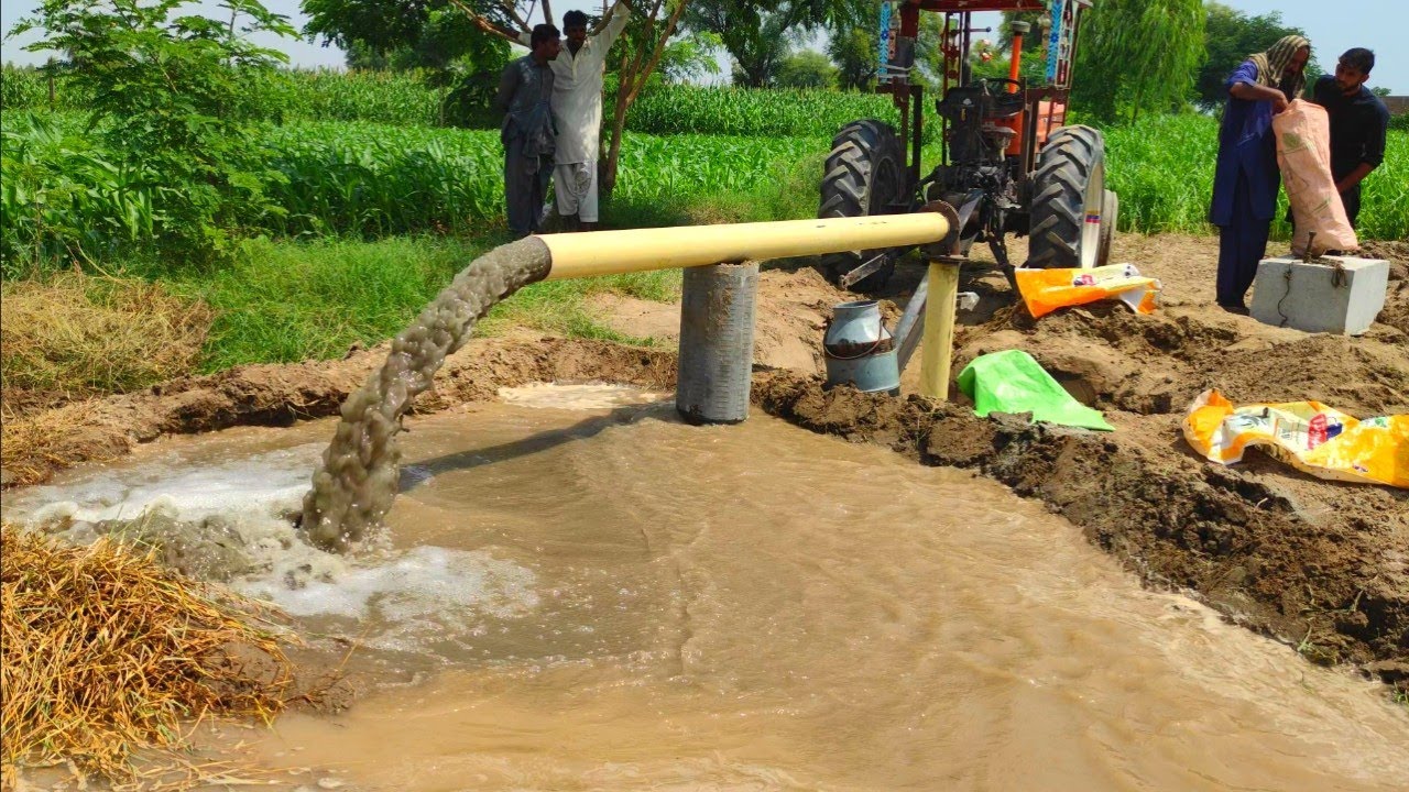 New tubewell first time Extract Water on New Holland Tractor||New ...