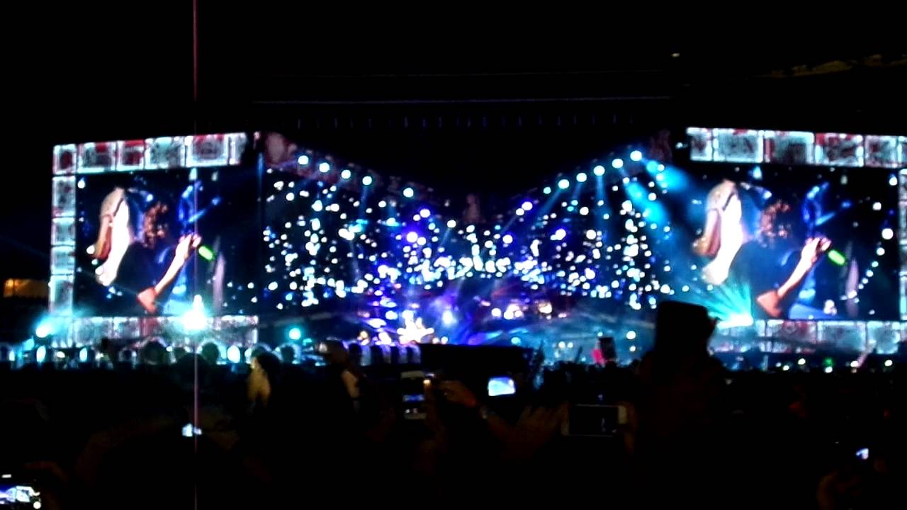Little Things LIVE Soldier Field - One Direction - YouTube