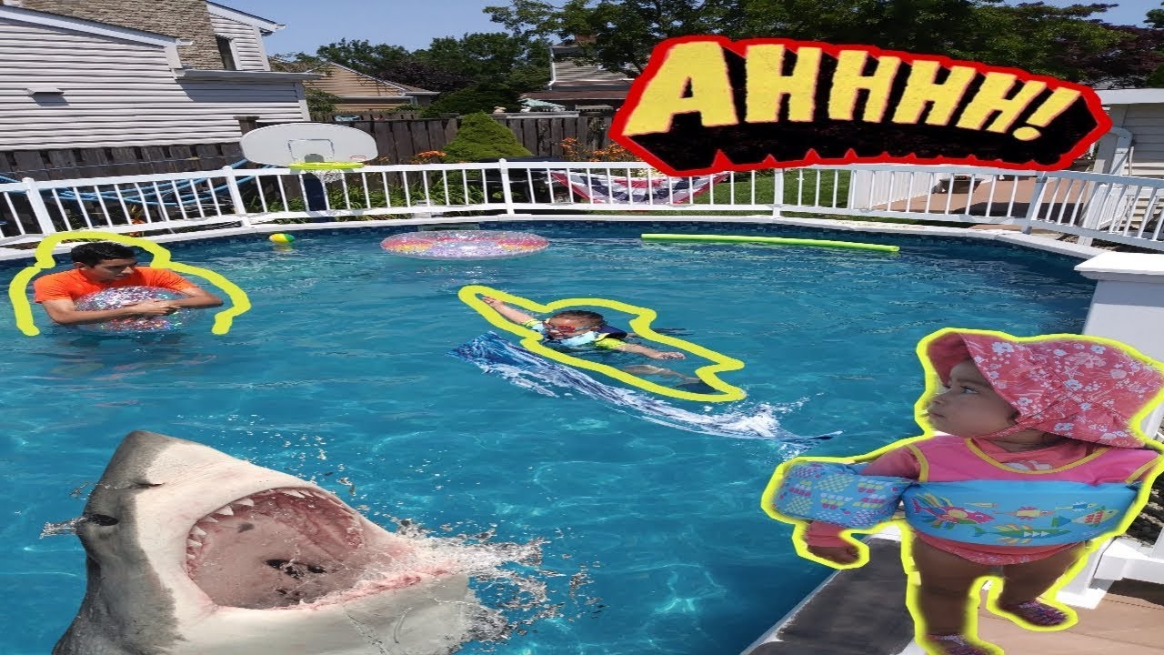 Summer Time Fun In The Pool ! - YouTube