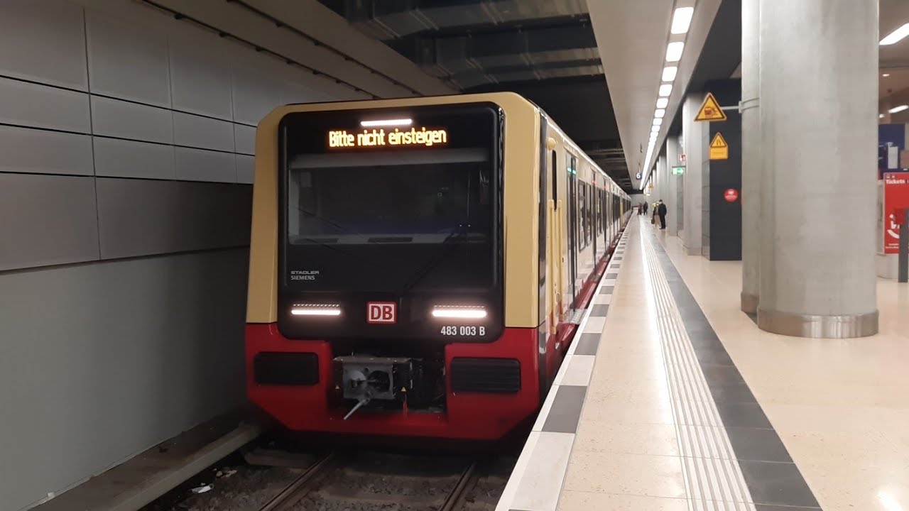Mitfahrt in der S45 von Flughafen BER T1-2 bis Südkreuz in der BR 484 ...