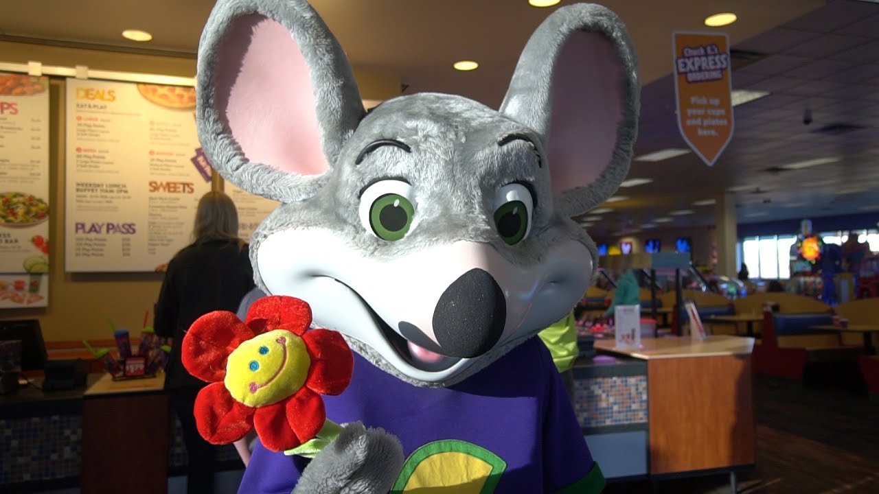 Sad Day at Chuck E Cheese - YouTube