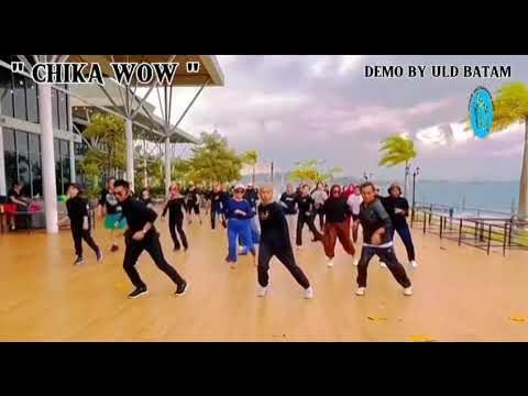 Chika Wow Line Dance - YouTube
