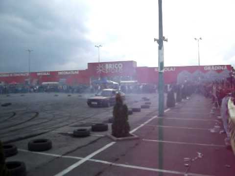 Tuning Show -Arad- drift ... sparge roata stanga