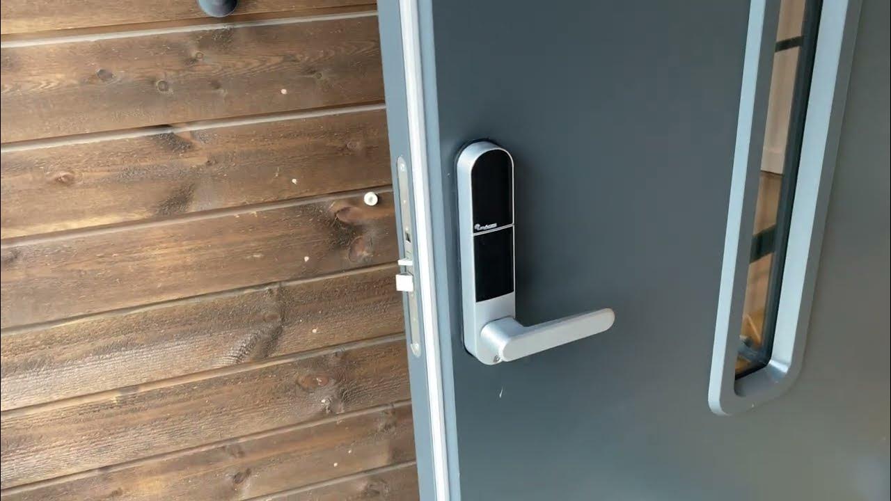 Easy access dørlås. Etter noen måneders bruk - YouTube