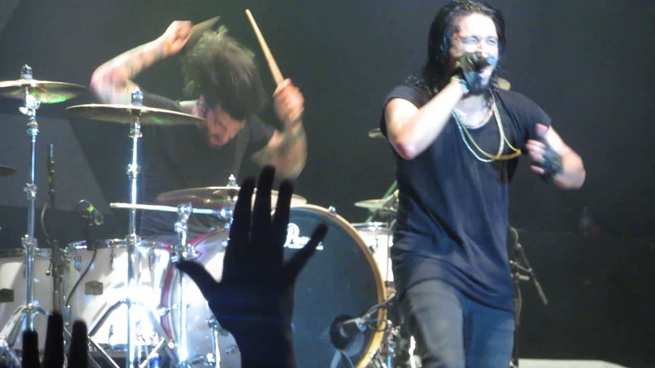 pop evil...trenches live at bayfest 2014 - YouTube