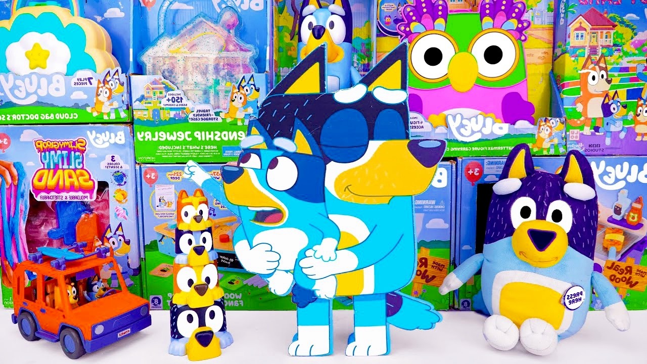 Bluey Toys Collection Unboxing Review 💙 Mystery Bandit and Bluey Box ...