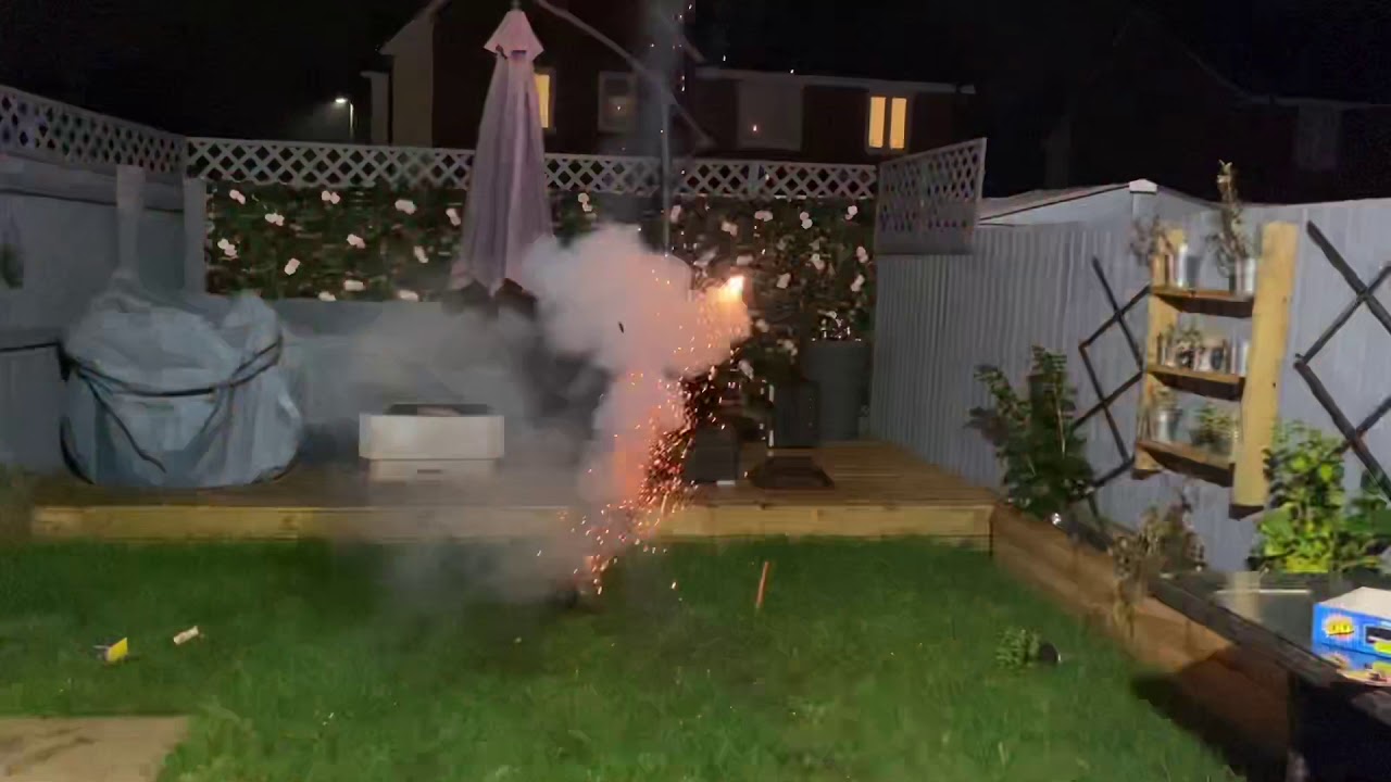 Lockdown FIREWORKS Night in Coronaland - YouTube