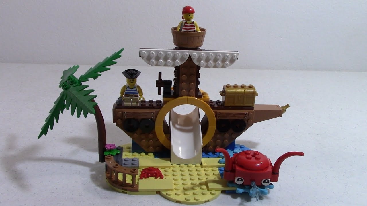 LEGO Limited Edition 40589 Pirate Ship Playground Build - YouTube