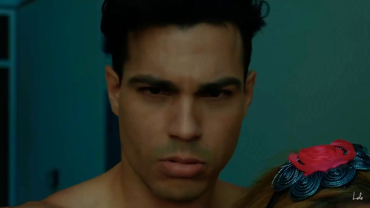 Latino soap opera gasp scene - YouTube