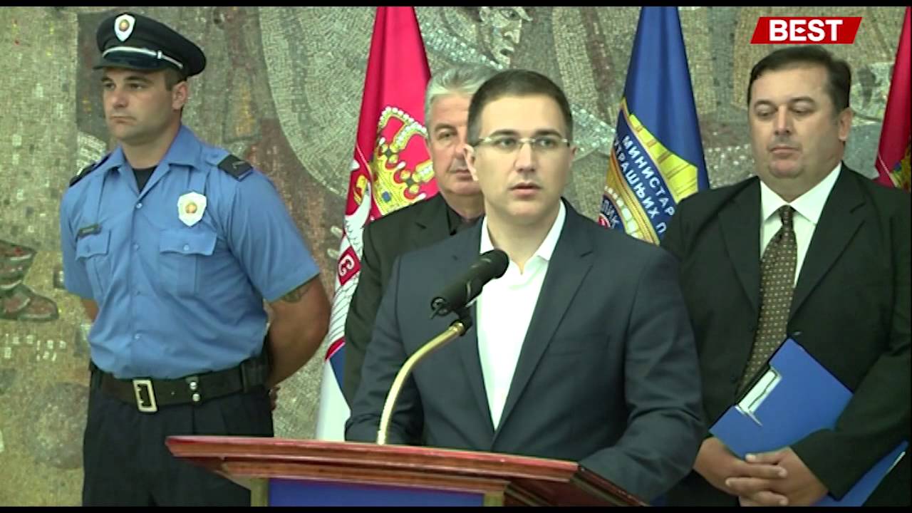 Ministar policije Nebojša Stefanović - 7.08.2014. - YouTube