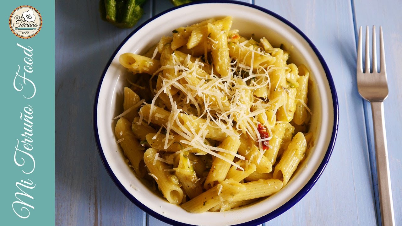 Easy One Pot Pasta Courgette Recipe - YouTube