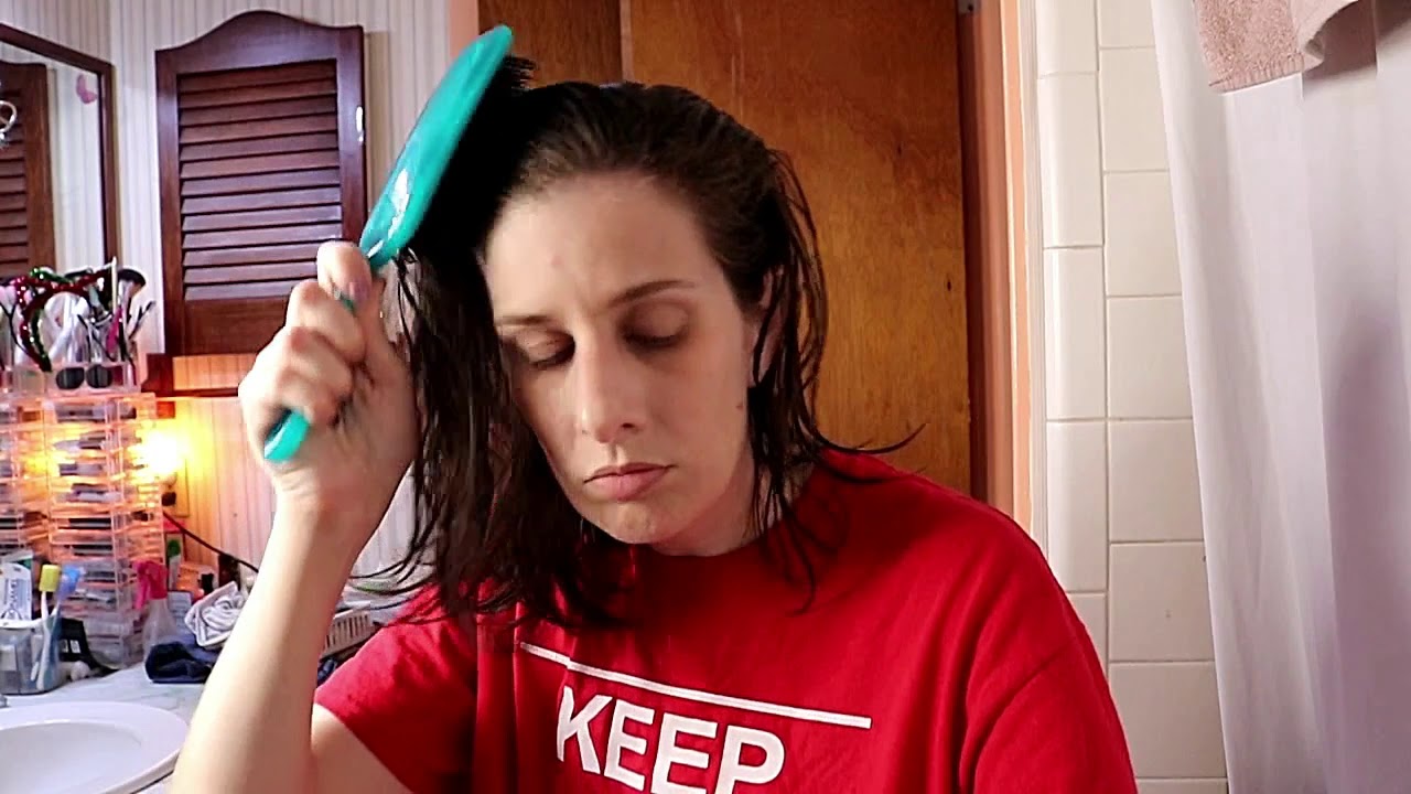 Wet and Dry ASMR Hair Brushing, Shoulder Length Hair with No Talking ...