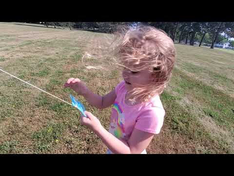 Athena Rey Flies a Kite - YouTube