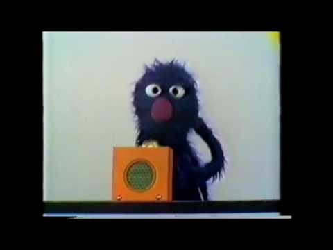 Sesame Street Grover's sound box (Arabic) - YouTube