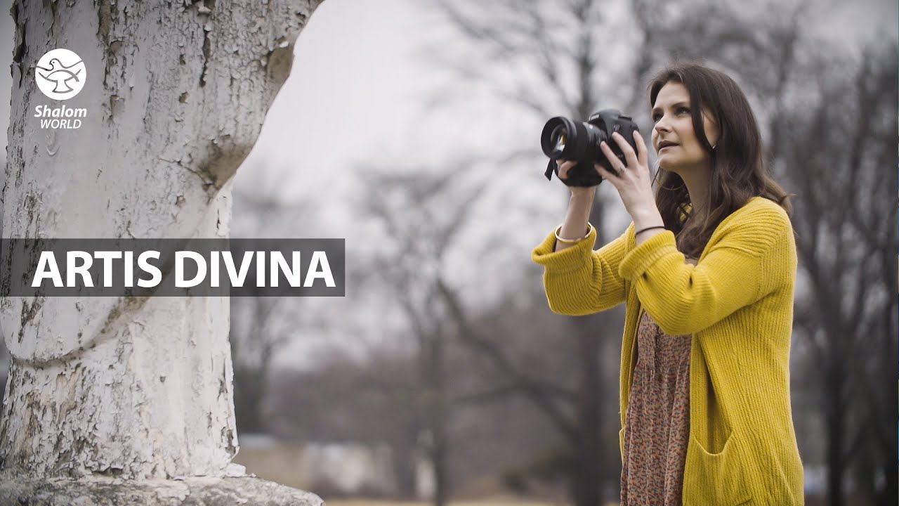 Artis Divina | Kristyn Brown - YouTube