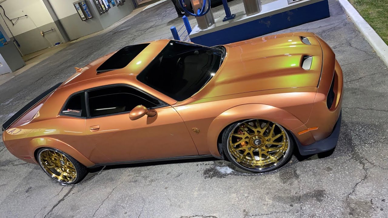 Hellcat On Forgiato Twisted Maglias - YouTube