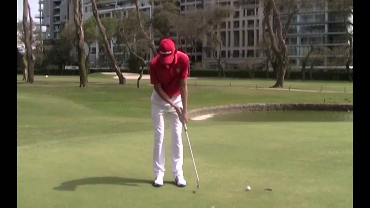 Alberto Menacho Golf Swing - YouTube