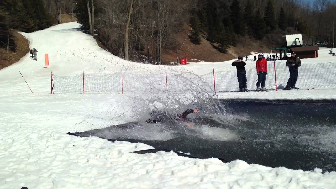 Skiing Fail - YouTube