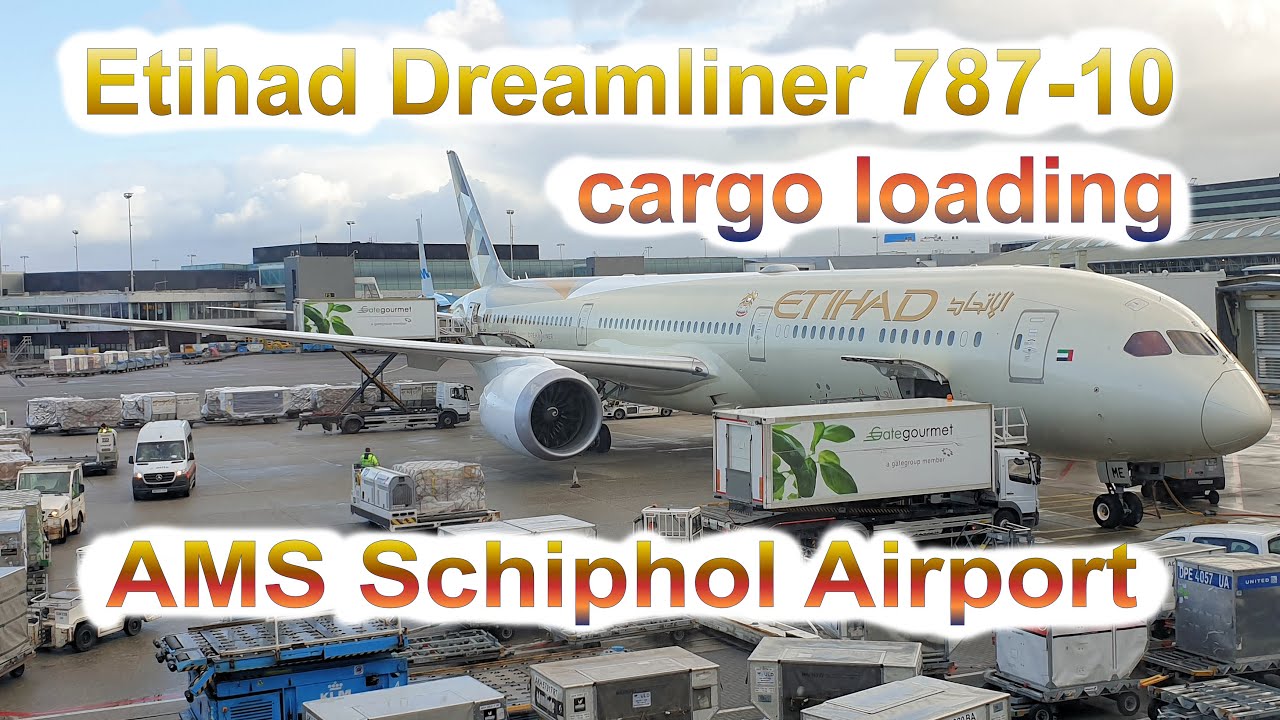 Boeing 787-10 Dreamliner cargo loading. Pallet, LD-3 units. - YouTube