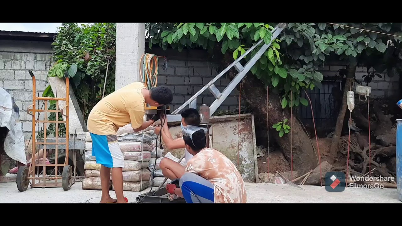 DIY MINI CRANE - YouTube