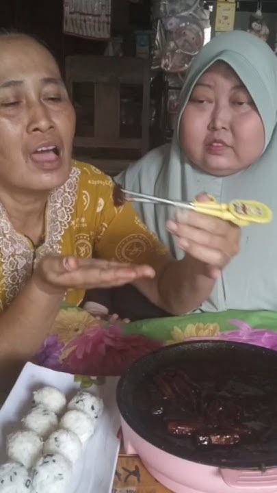 Cobain toppoki pertama kali. Kira kira suka ga ya🤔 #food #jajanan #mukbang - YouTube