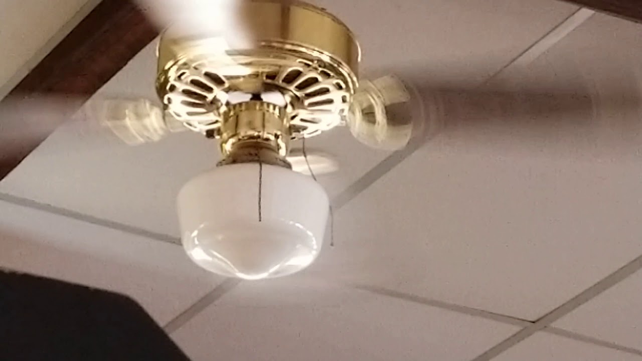 Casablanca Zephyr and GE vent at an arcade - YouTube