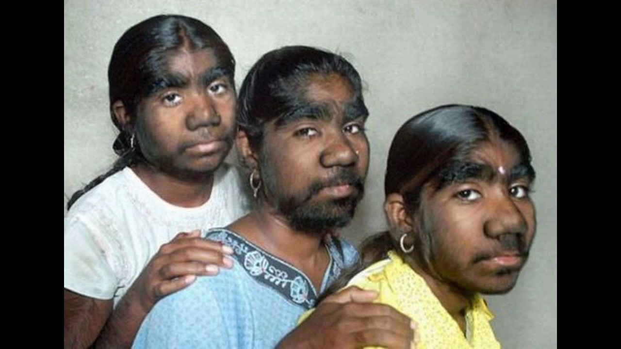 Horribly Awkward and Shocking Family Photos - YouTube