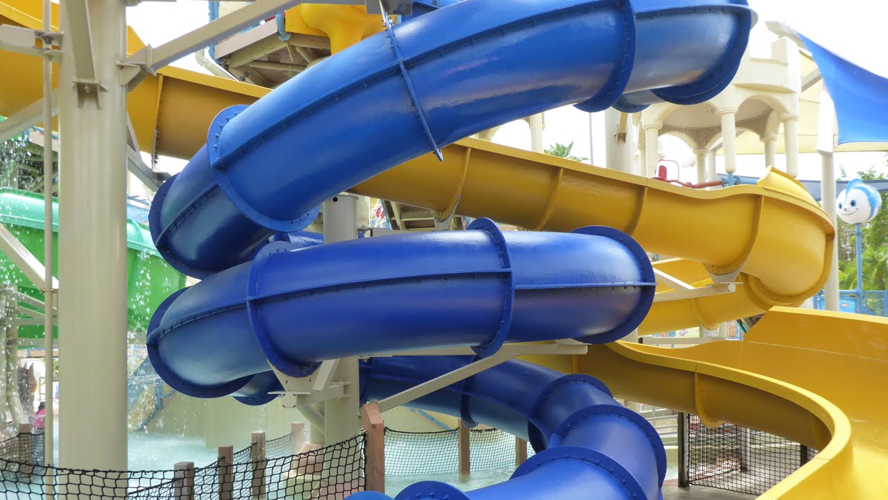 Wet 'n Wild Orlando - Blue Spiral Slide | Blastaway Beach Area - YouTube