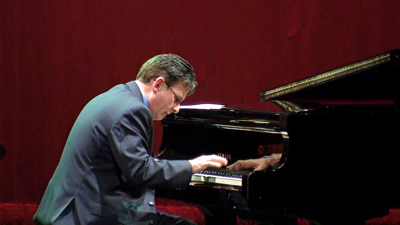 Angel Roque Bamboleo - YouTube