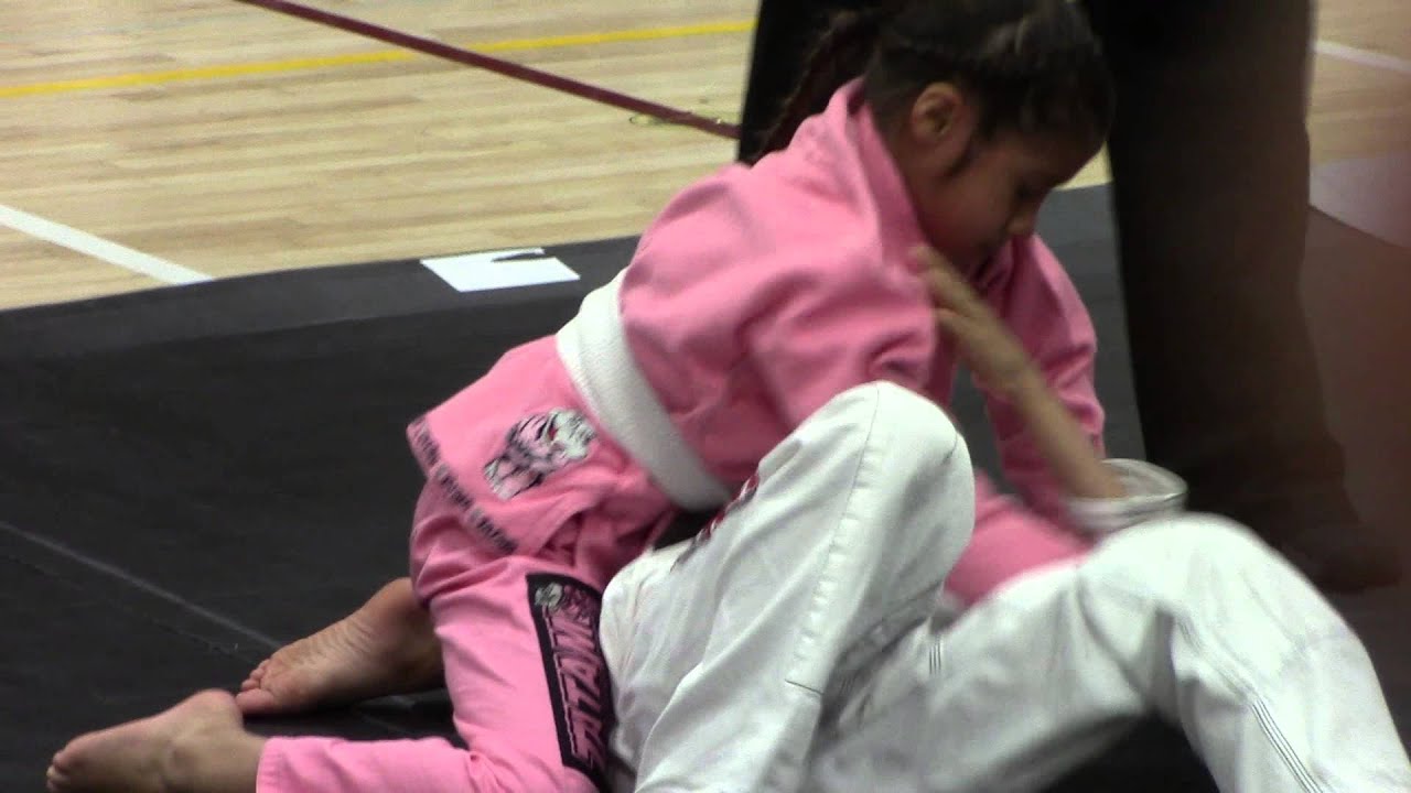 Monee Cordero (Ferny Jiu Jitsu) Vs Isaiah Suarez (Fredson paixao ...