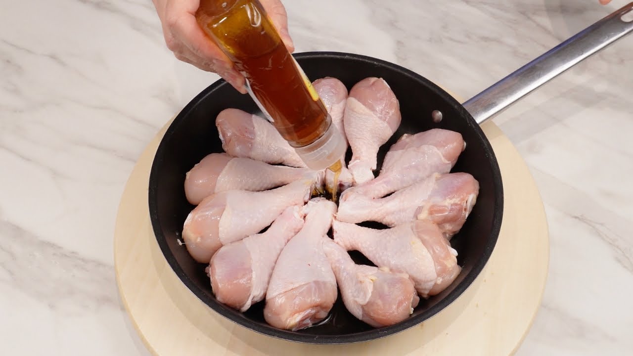 Chicken cooked this way tastes just like it’s roasted - YouTube